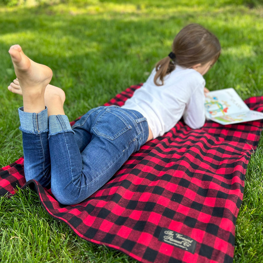 The Naptime In Vermont Bundle – Vermont Teddy Bear